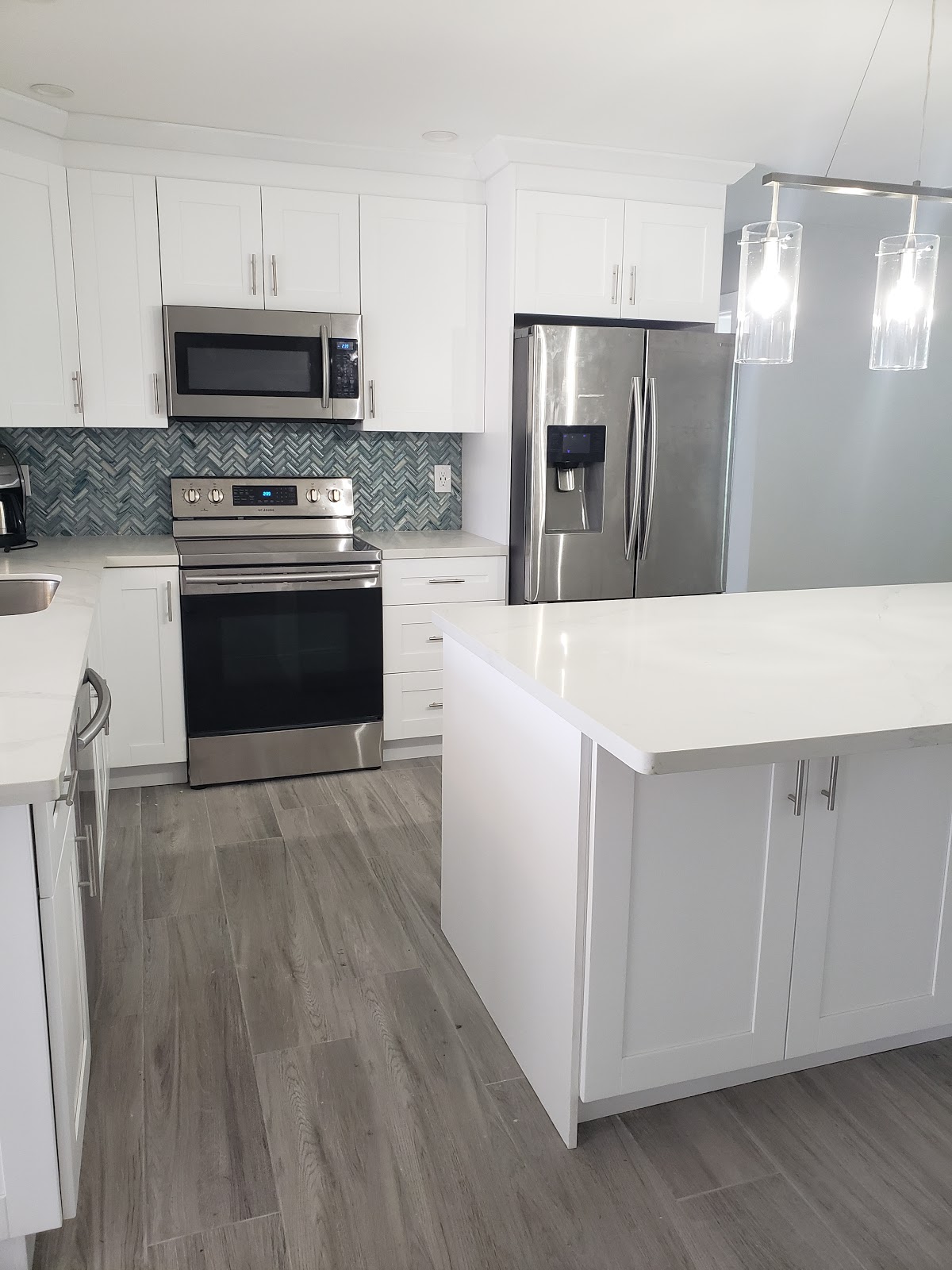 Boca Raton Plumbers - 24/7 Leak Repair & Restoration Service in FL