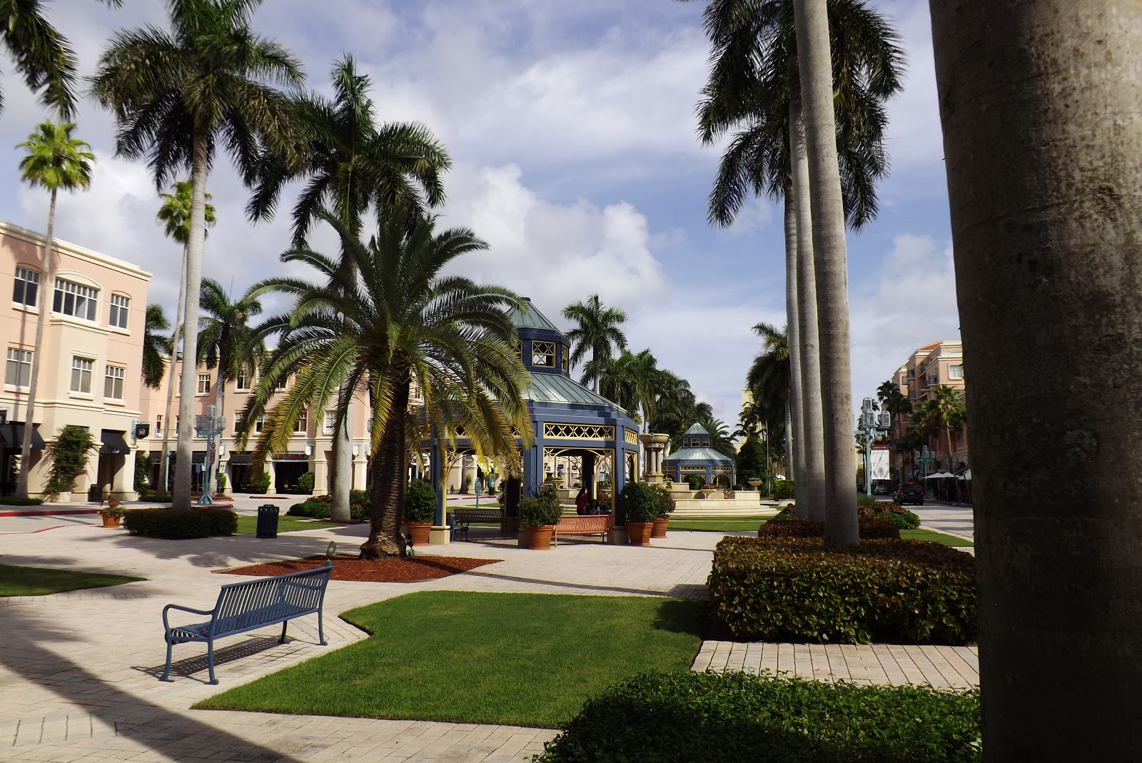 Mizner Park Fountain » Establishment in Boca Raton FL