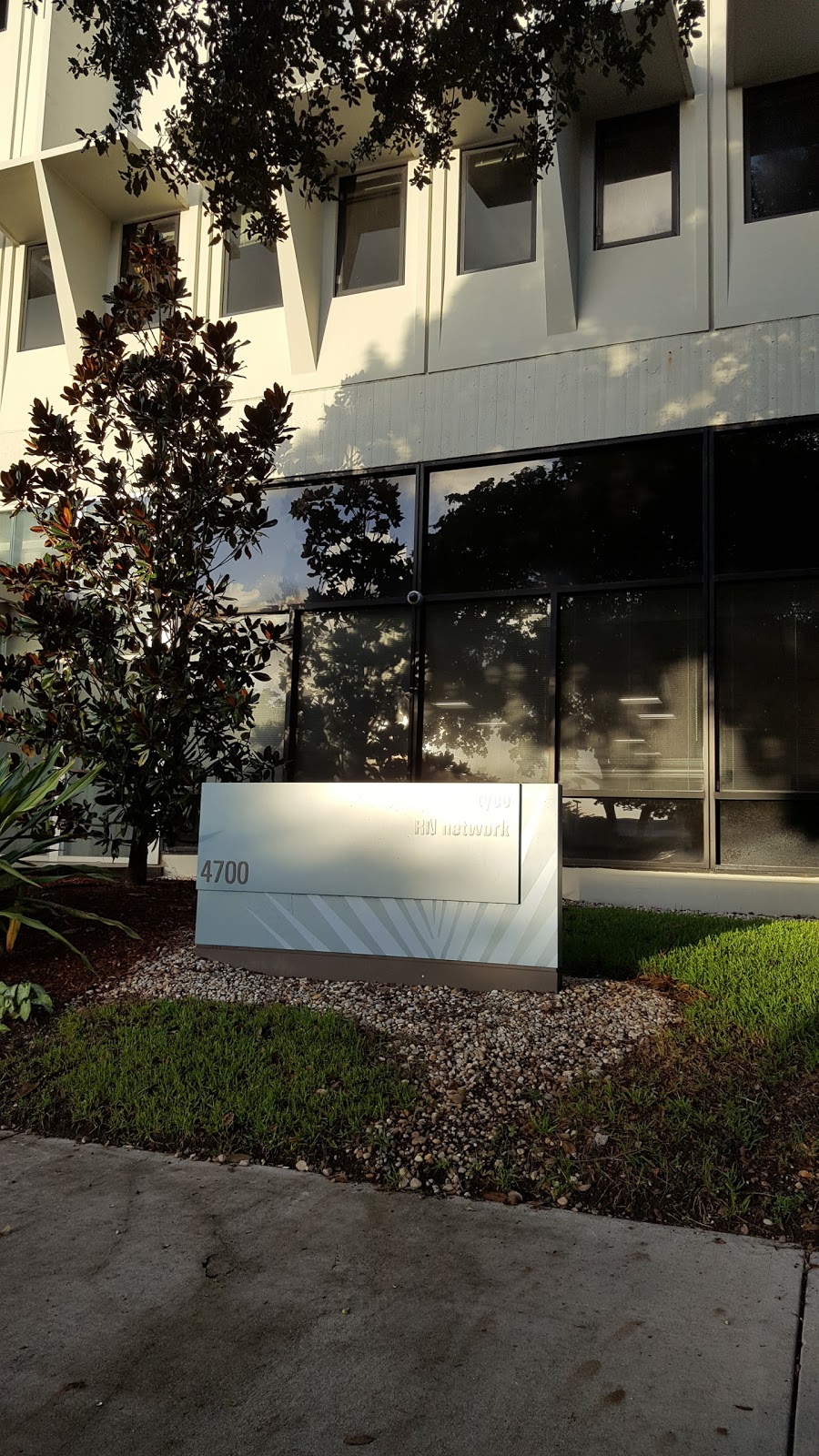 Travel Nursing Jobs with RNnetwork | RNnetwork Travel Nursing Agency