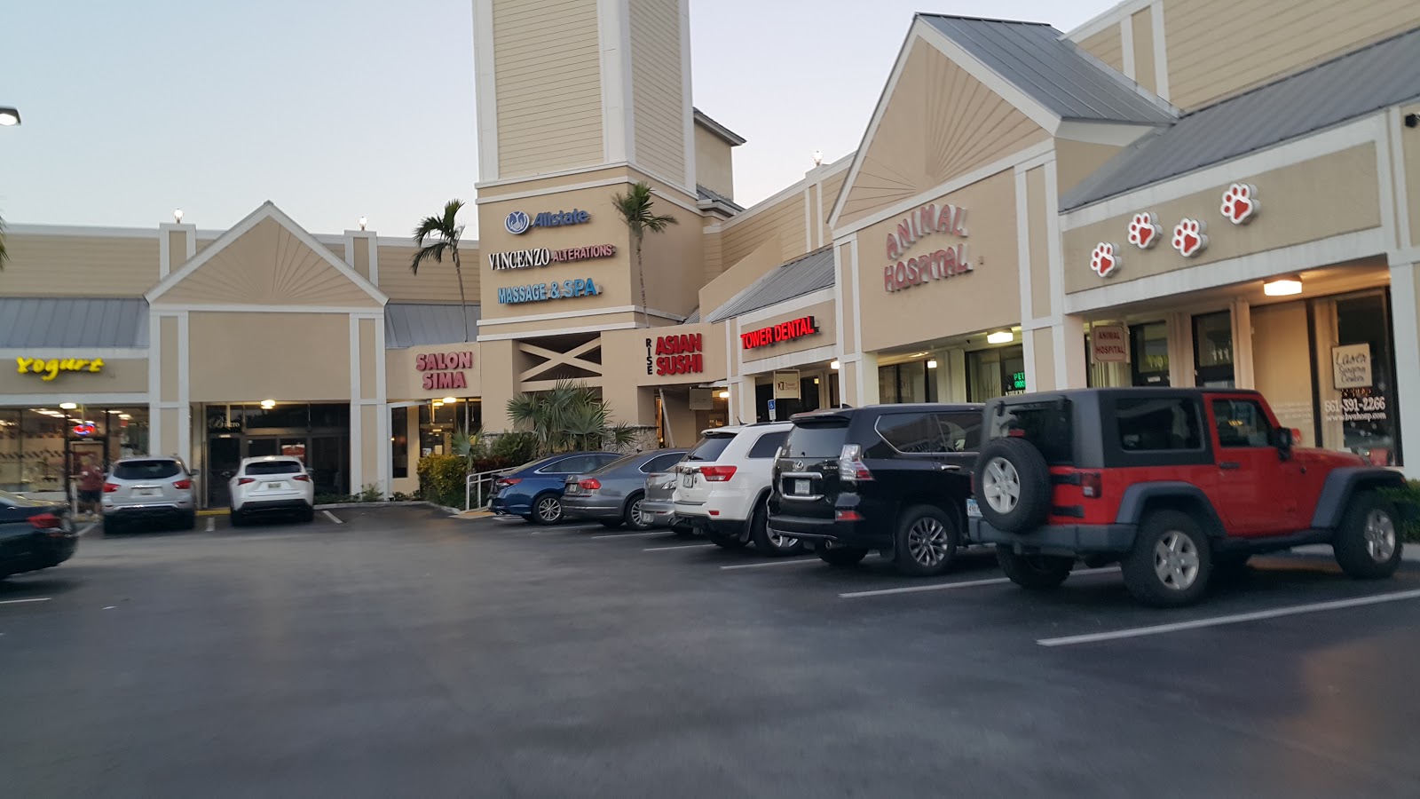 Village Tower Shoppes » Shopping mall in Boca Raton FL